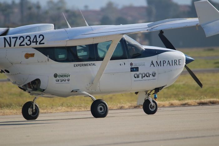 US researchers flight test optimized electric drive for hybrid aircraft ...