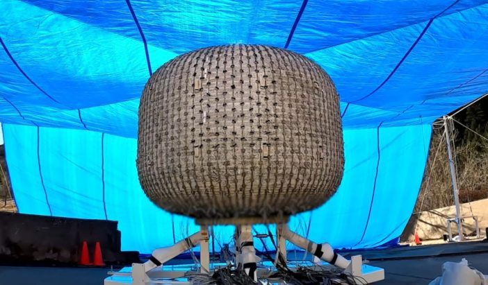 Lockheed Martin blows up inflatable space base during testing (video ...