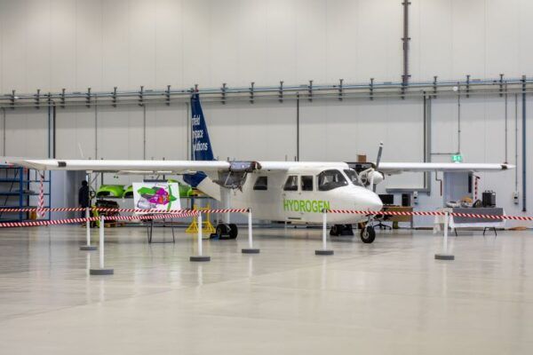 The hands-on approach to developing hydrogen aircraft | Aerospace ...