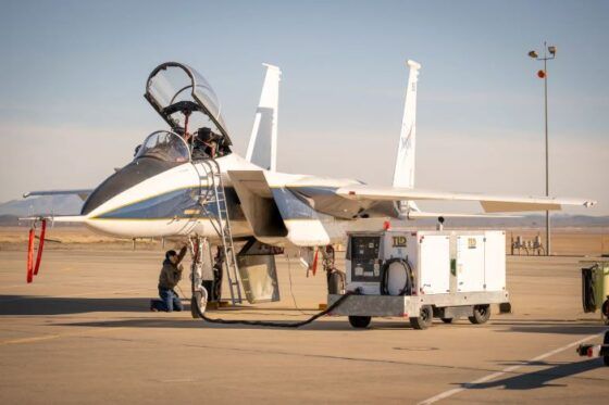NASA tests laminar flow wing design that boosts fuel efficiency ...